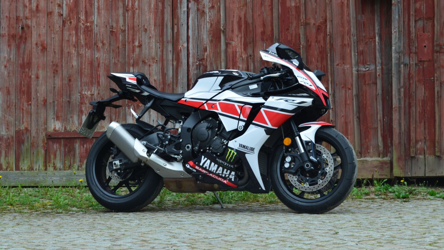 YZF R1 Archive - 4moto® - Bikedekore, Motorrad-Dekore, Folierungen,