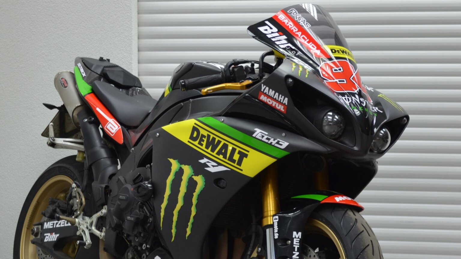 YAMAHA R1 (RN22) "TECH3-Replica" Jonas Folger - 4moto® - Bikedekore, Motorrad-Dekore, Folierungen,