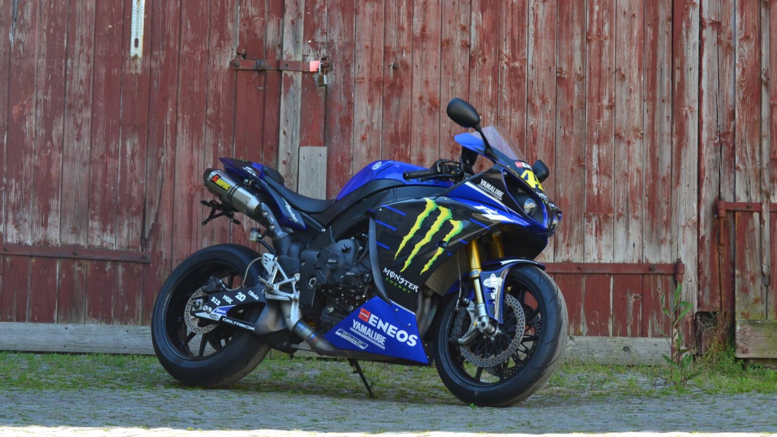 YAMAHA R1 (RN22) "MotoGP-Replica" - 4moto® - Bikedekore, Motorrad-Dekore, Folierungen,