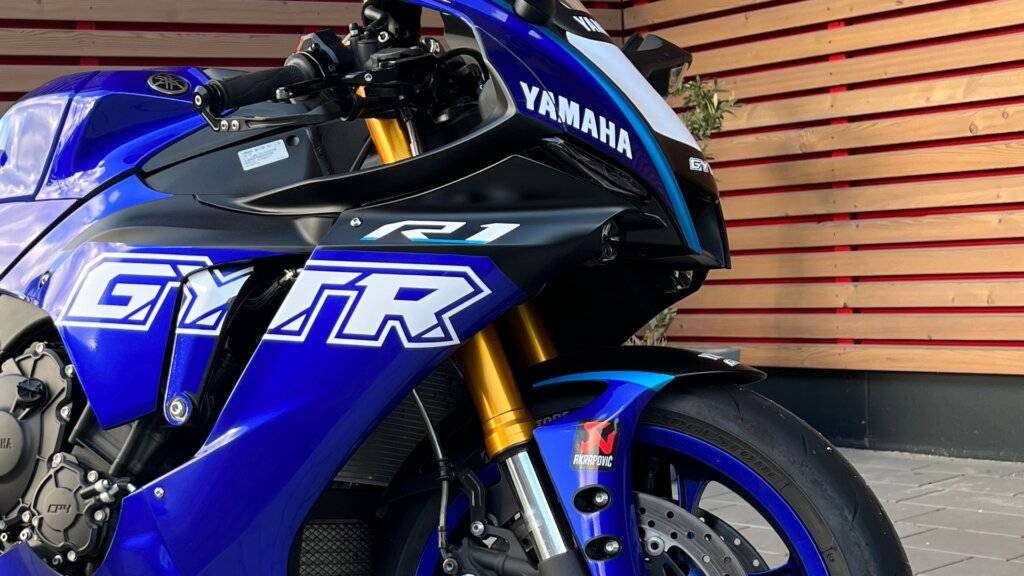 YAMAHA R1 "YART - GYTR" Replica - 4moto® - Bikedekore, Motorrad-Dekore, Folierungen,